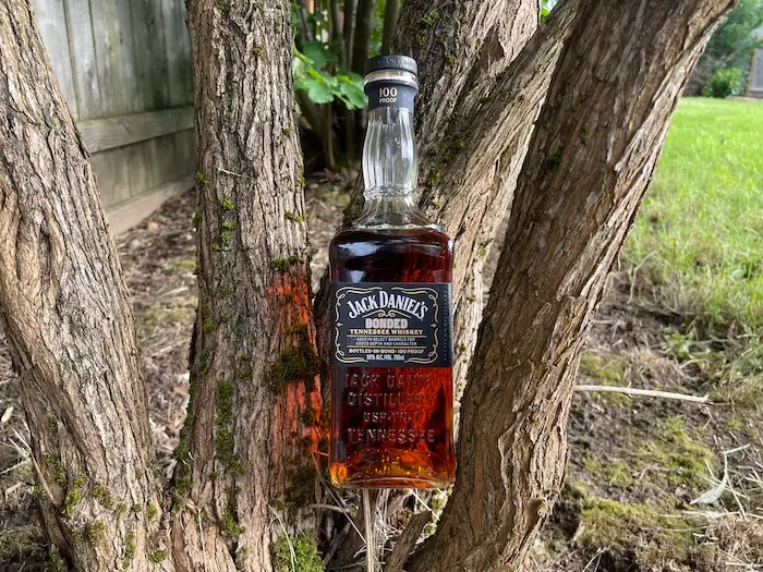 Jack Daniel's Bonded Tennessee Whiskey Review: Flavor, Value & Quality ...